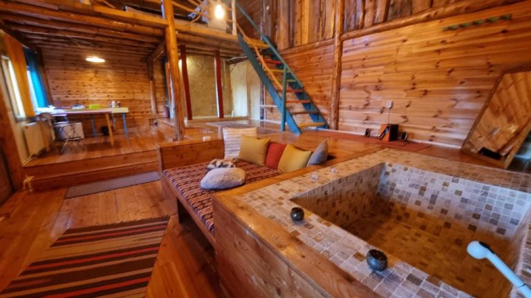 Cazare cu Jacuzzi in Camera la Munte - Hotel cu Jacuzzi in Camera